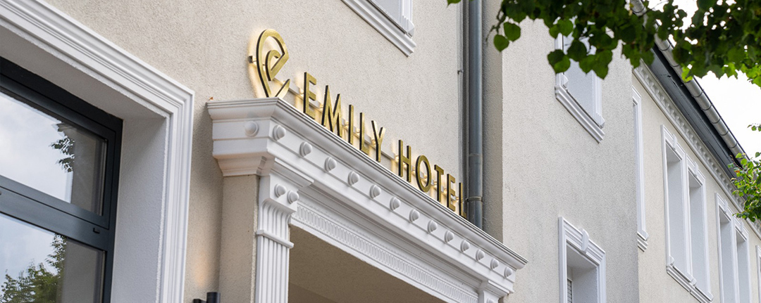 Home - Emily Hotel